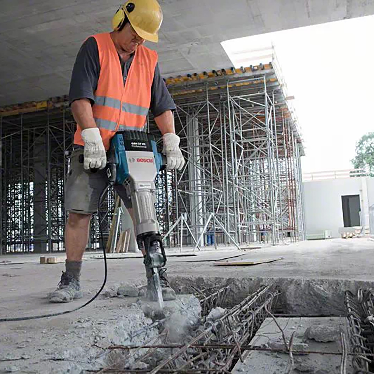 Bosch Profesyonel GSH 27 VC 2000 W Elektrikli Kırıcı Delici - Bauhaus